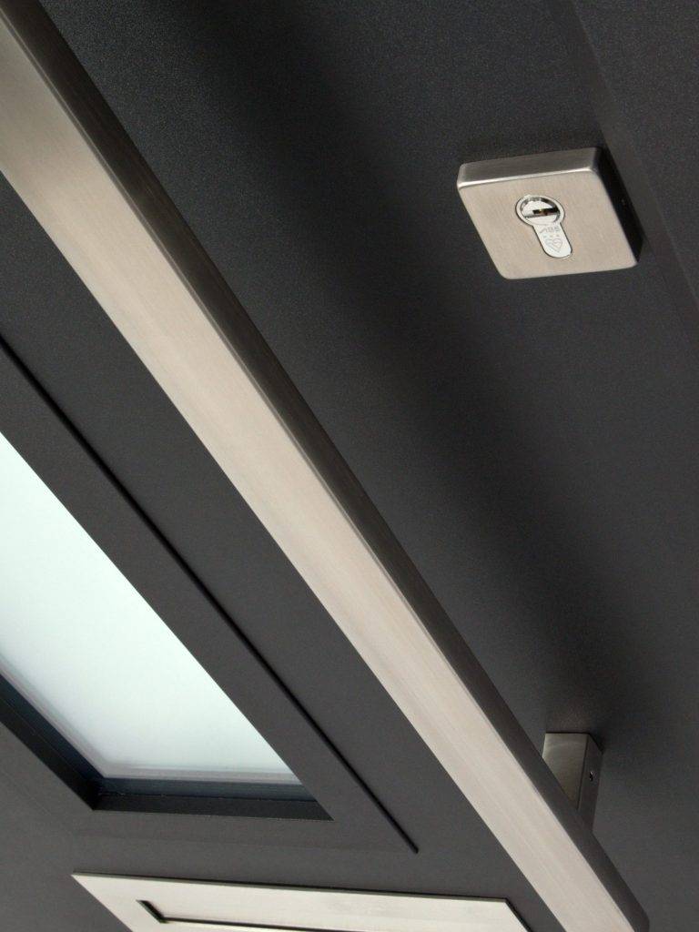 Avantal Doors | Superior Contemporary Doors | Endurance Doors